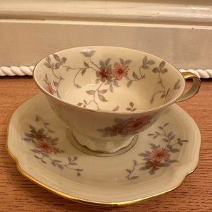 PMR Bavaria | Kitchen | Vintage Pmr Bavaria Teacup In Euc Gold Trim ...